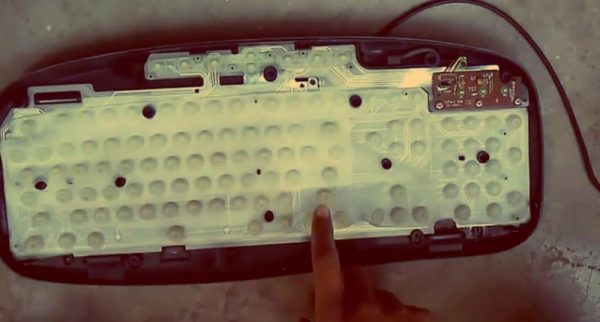 Why and Who Should Upgrade TO A Mechanical Keyboard (Buying Guide)